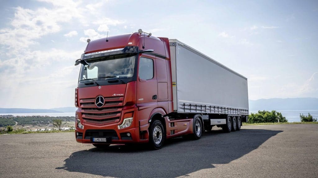 MERCEDES BENZ ACTROS MP4 REAL OM473 (16LT) SOUND 1.35.X ETS2 - ETS2 Mod ...