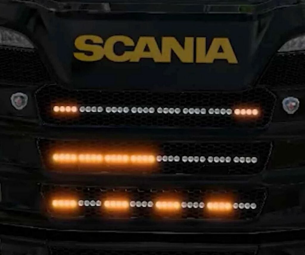 Strobe Light Mod v1.0 - ETS2 Mod Download